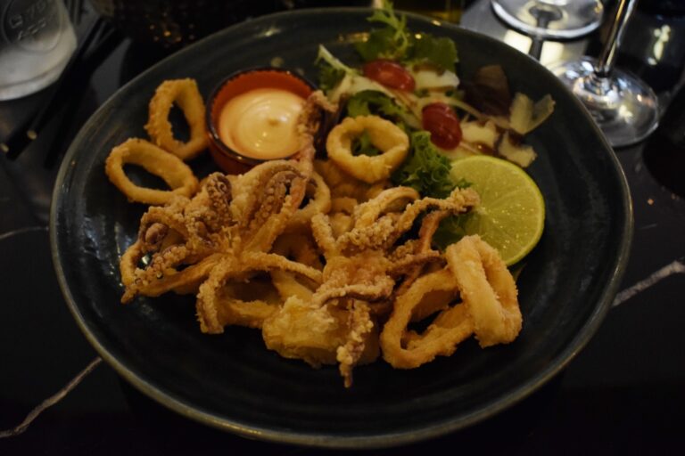 Angelo Restaurant : un restaurant italien près de la Tour Eiffel